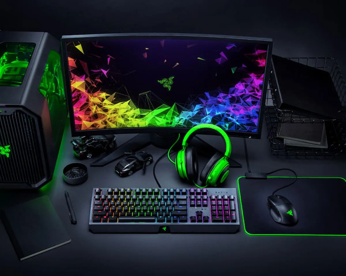 Razer gaming oprema po super cenama. Najbolja oprema za profesionalne ...
